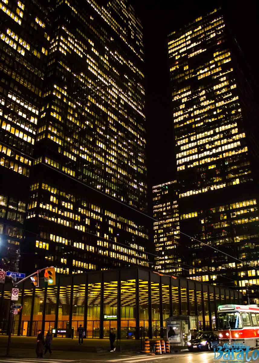 Atrações Imperdíveis de Toronto - Canadá - Destinos Notáveis